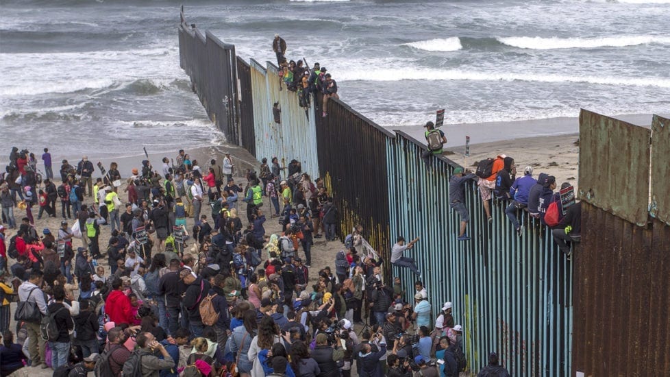 BORDER SHOWDOWN: Migrant ‘Caravan’ Arrives at US CUSTOMS in San Diego ...
