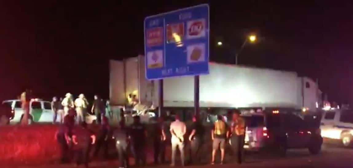 BORDER CHAOS: Trailer Crammed with 90 IMMIGRANTS Discovered in Texas ...