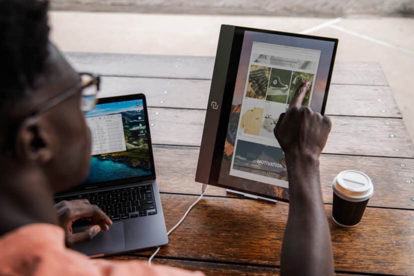 Set Up Your Office Anywhere You Choose With This Portable Touchscreen Kit