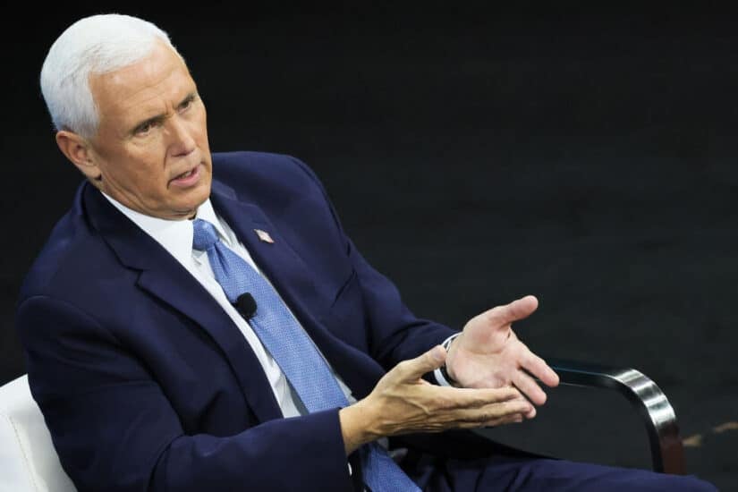 DOC PARTY! Former Veep Mike Pence Latest to Turn Over Classified ...