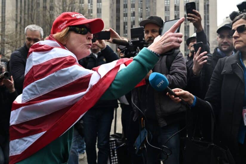 MAGA SHOWS UP: Protesters Collide Outside Courthouse in New York City ...