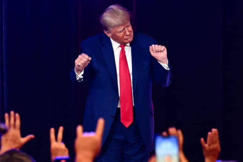 LANDSLIDE: Trump Comes Up Big in Iowa, Dominates GOP Field