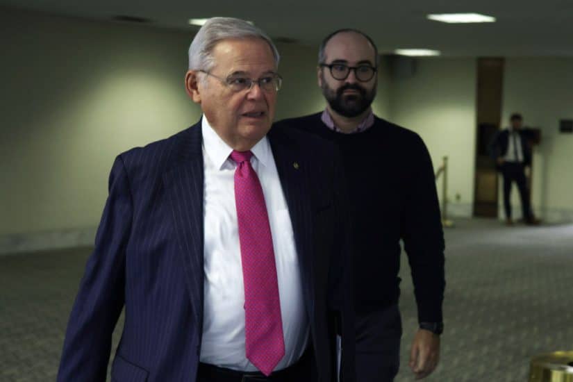GOLD RUSH: Menendez Gold Bars Part of Violent Gunpoint Robbery in 2013 ...