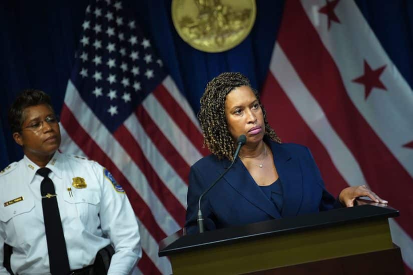 FALLING IN LINE: DC Mayor Bowser, Police Chief Ready to Assist Trump ...