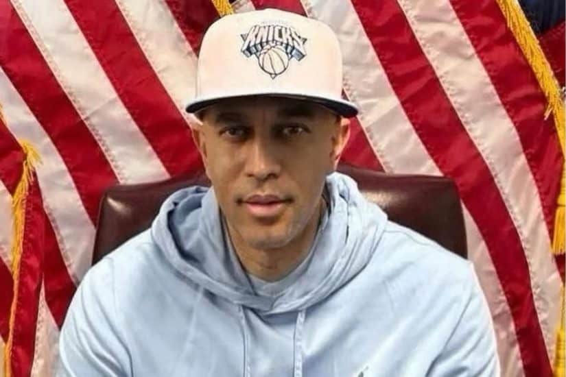 Hakeem Jeffries Mocked Online After Posting Allegedly Edited Knicks Photo